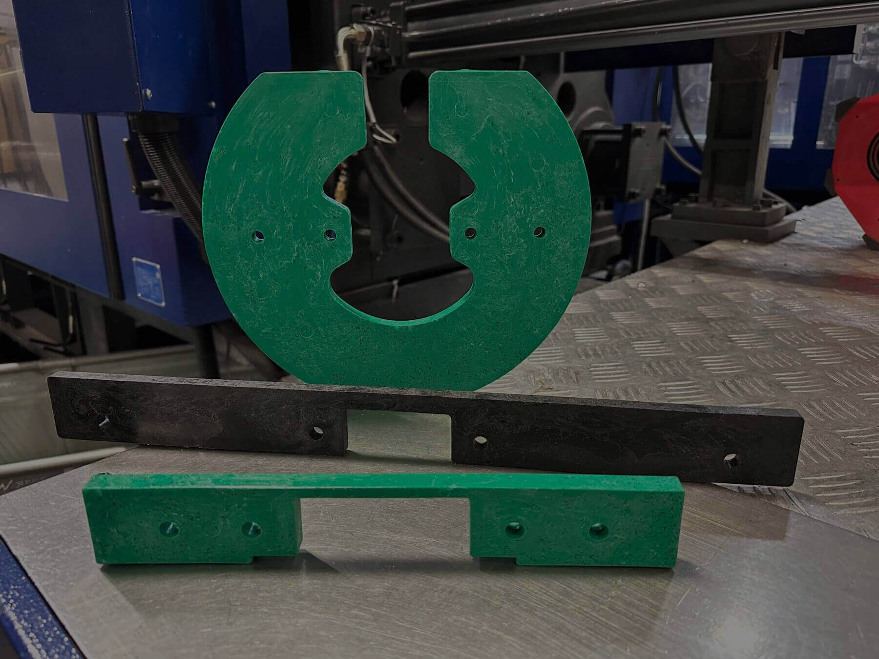 Injection Molded UHMW Drag Paddles - Diversified Plastics, Inc.